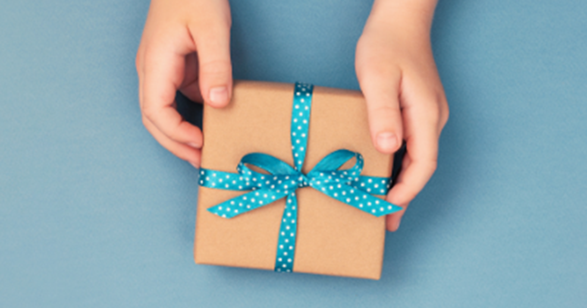 Gifting Money Tax-Free in the UK | 2026/27 HMRC Rules & FAQs